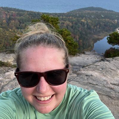 How to Keep Bees Away from Oriole Feeders Without any Harm